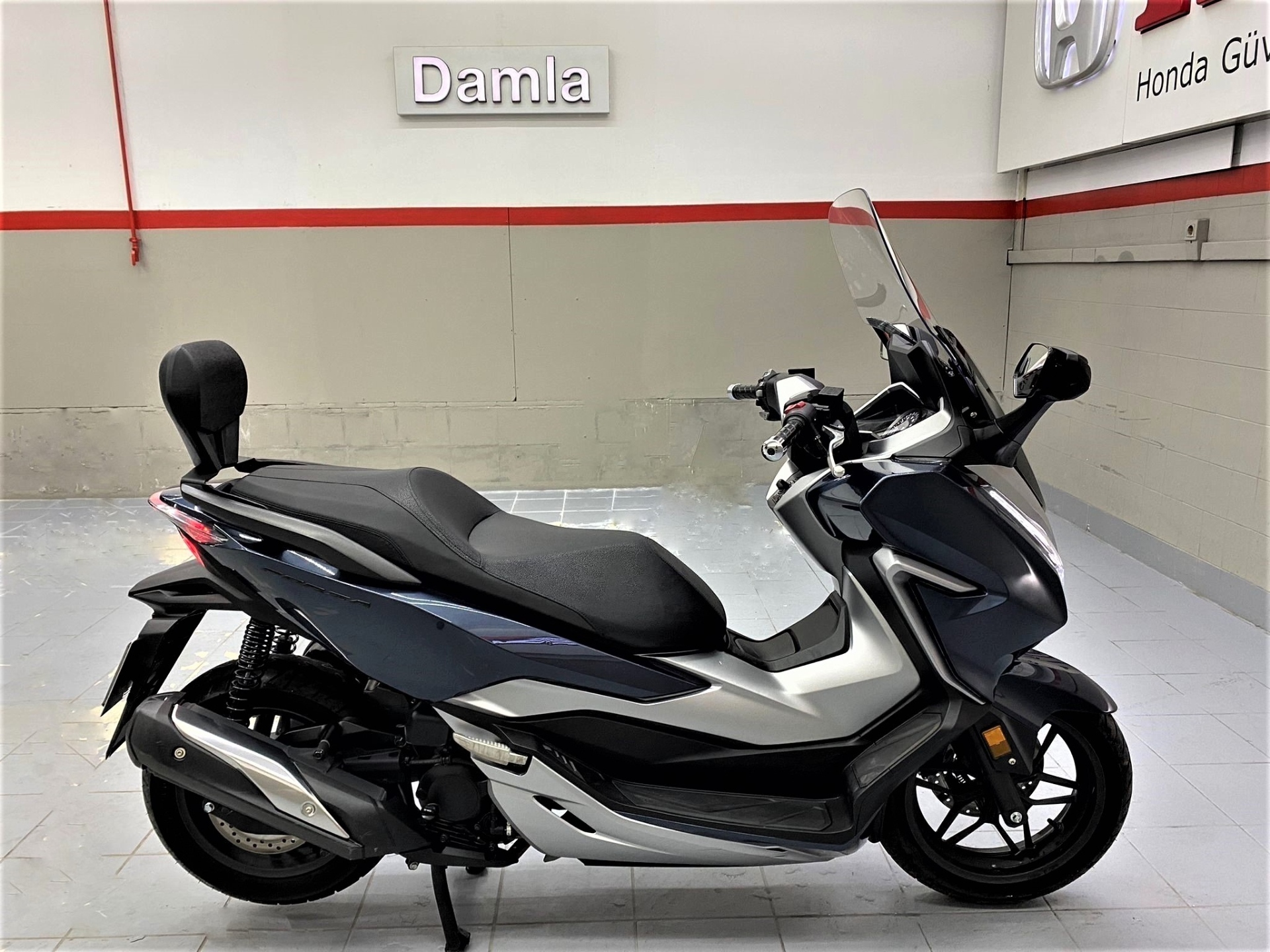 MOTOSIKLET HONDA / NSS250A FORZA 250 | Araç Detay